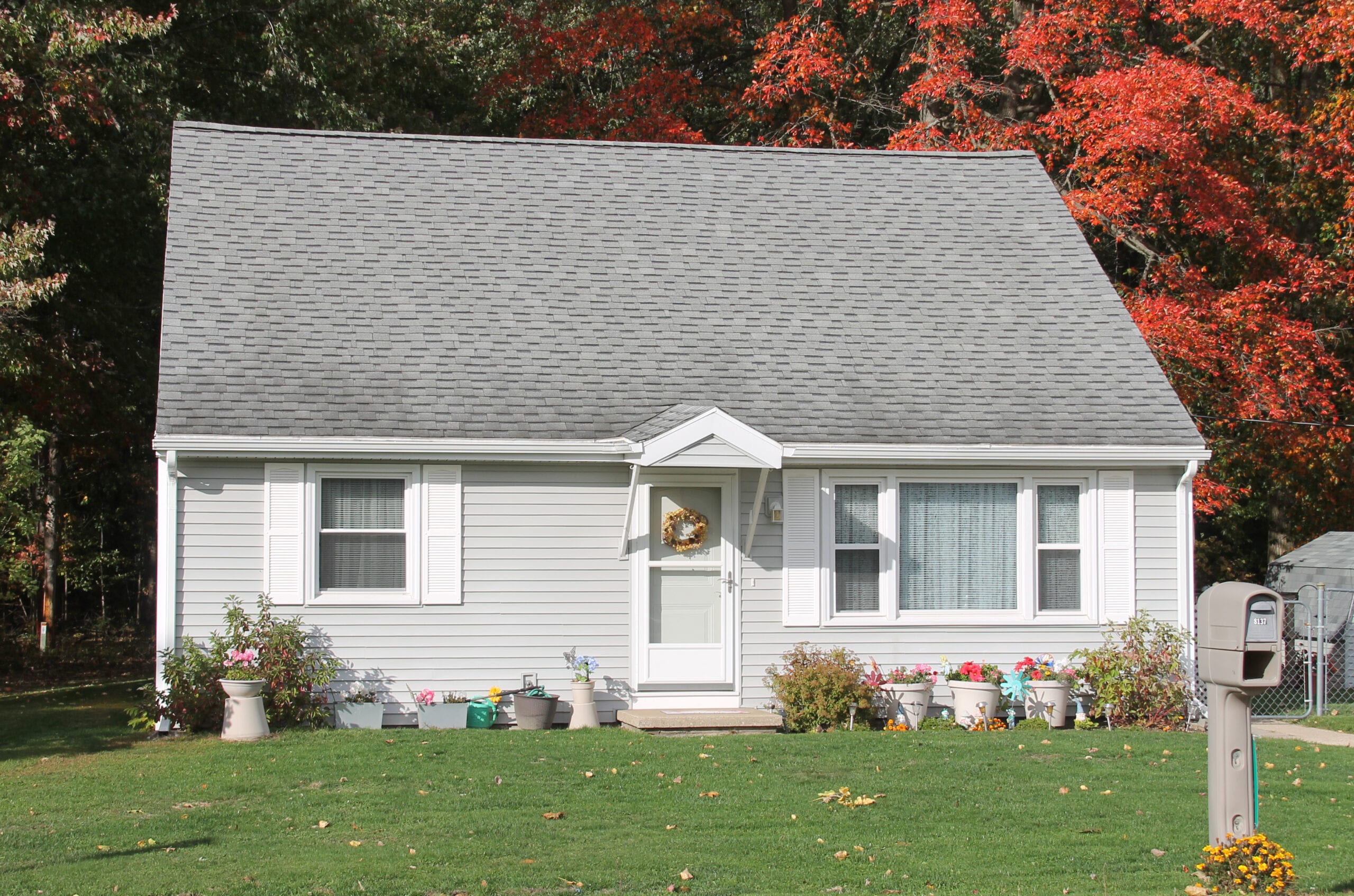 Windows, Vinyl Siding, Gutters, and Trim… Oh my! - BlackBerry Home ...